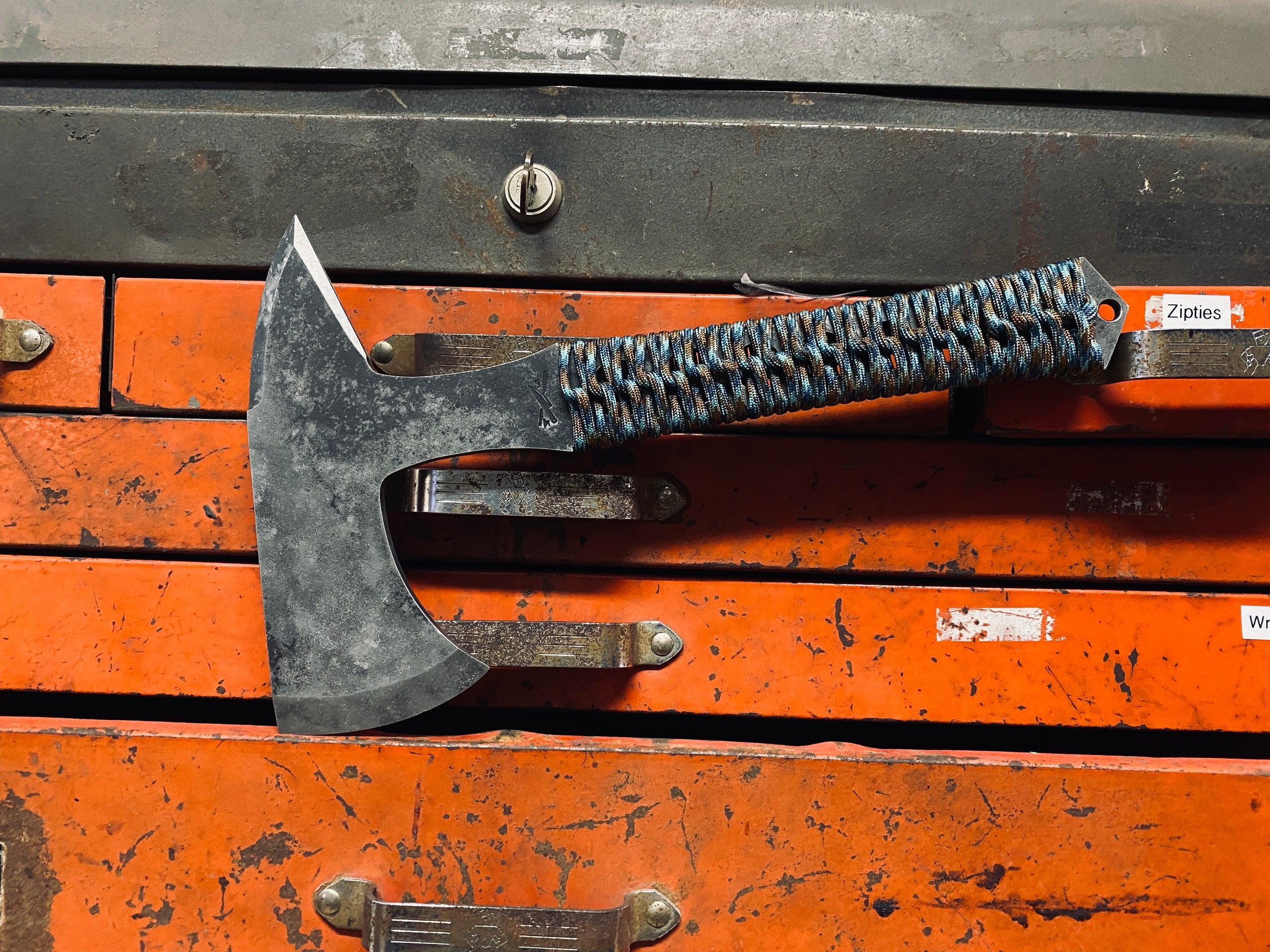 Viper EDC Tomahawk - Abyss | Edge of Normal Workshop LLC